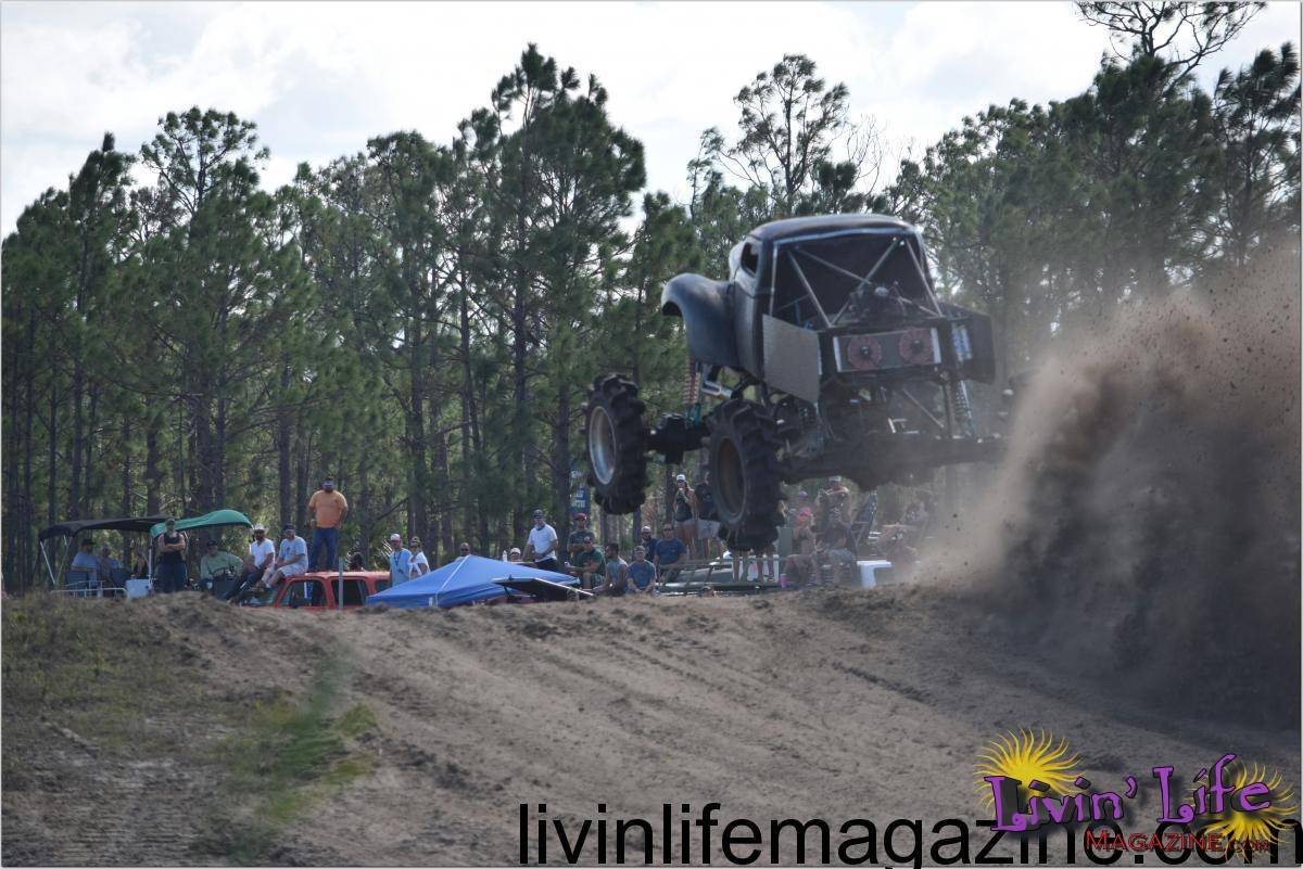 2017 Trucks Gone Wild at Redneck Mud Park Florida's largest mud park